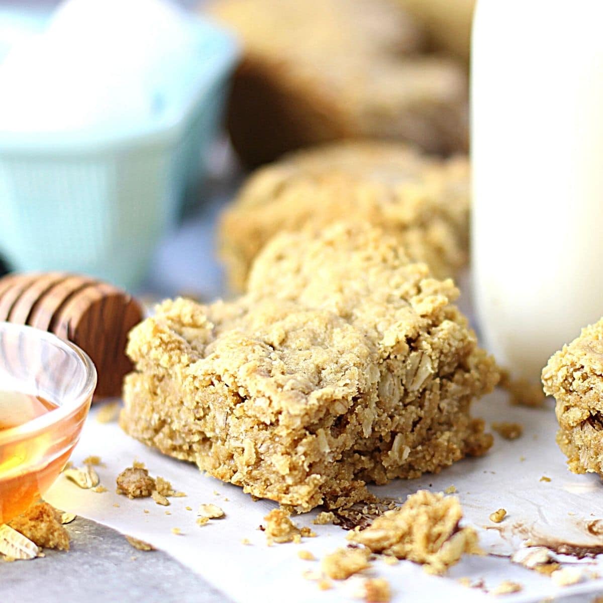 Easy Oatmeal Bars Recipe - Suburban Simplicity