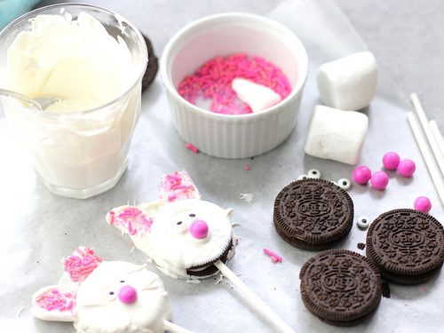 Adorable Easter Oreo Cookie Pops - Suburban Simplicity