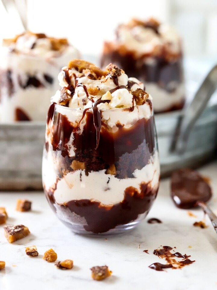 Raspberry Chocolate Mousse Trifle Recipe - Suburban Simplicity