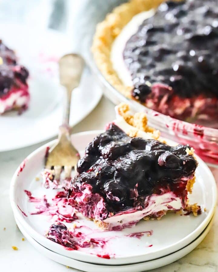 No-Bake Blueberry Cream Cheese Pie Recipe - Suburban Simplicity