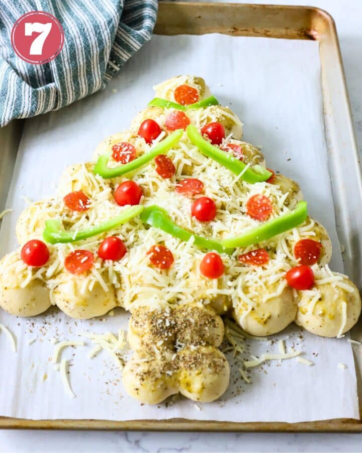 Easy Christmas Tree Pizza Recipe - Suburban Simplicity