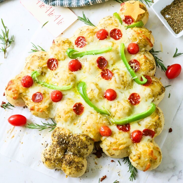 Easy Christmas Tree Pizza Recipe - Suburban Simplicity
