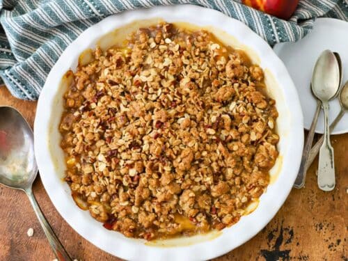 Peach Crisp Recipe with Frozen or Canned Peaches - Suburban Simplicity