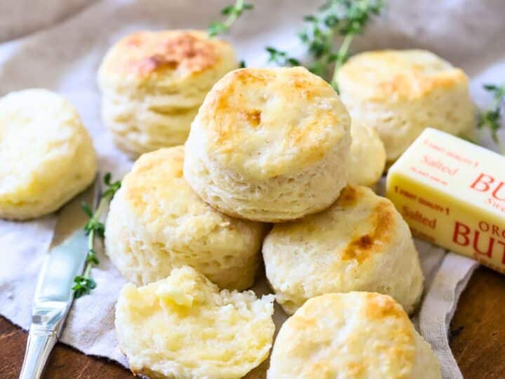 Flaky 5-Ingredient Biscuits (quick & easy recipe) - Suburban Simplicity