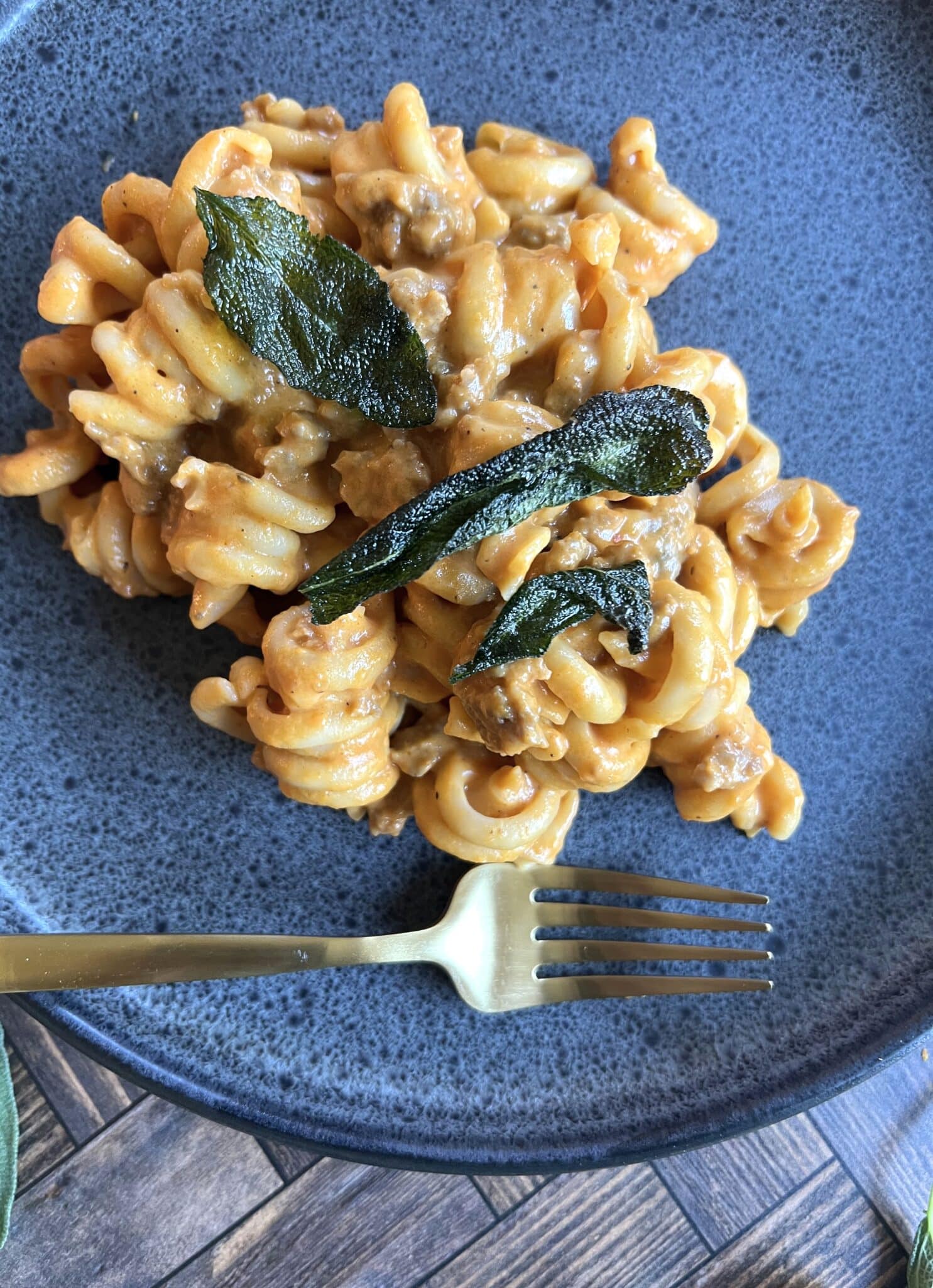 One-Pot Pumpkin, Sausage, and Sage Pasta - Suburban Simplicity