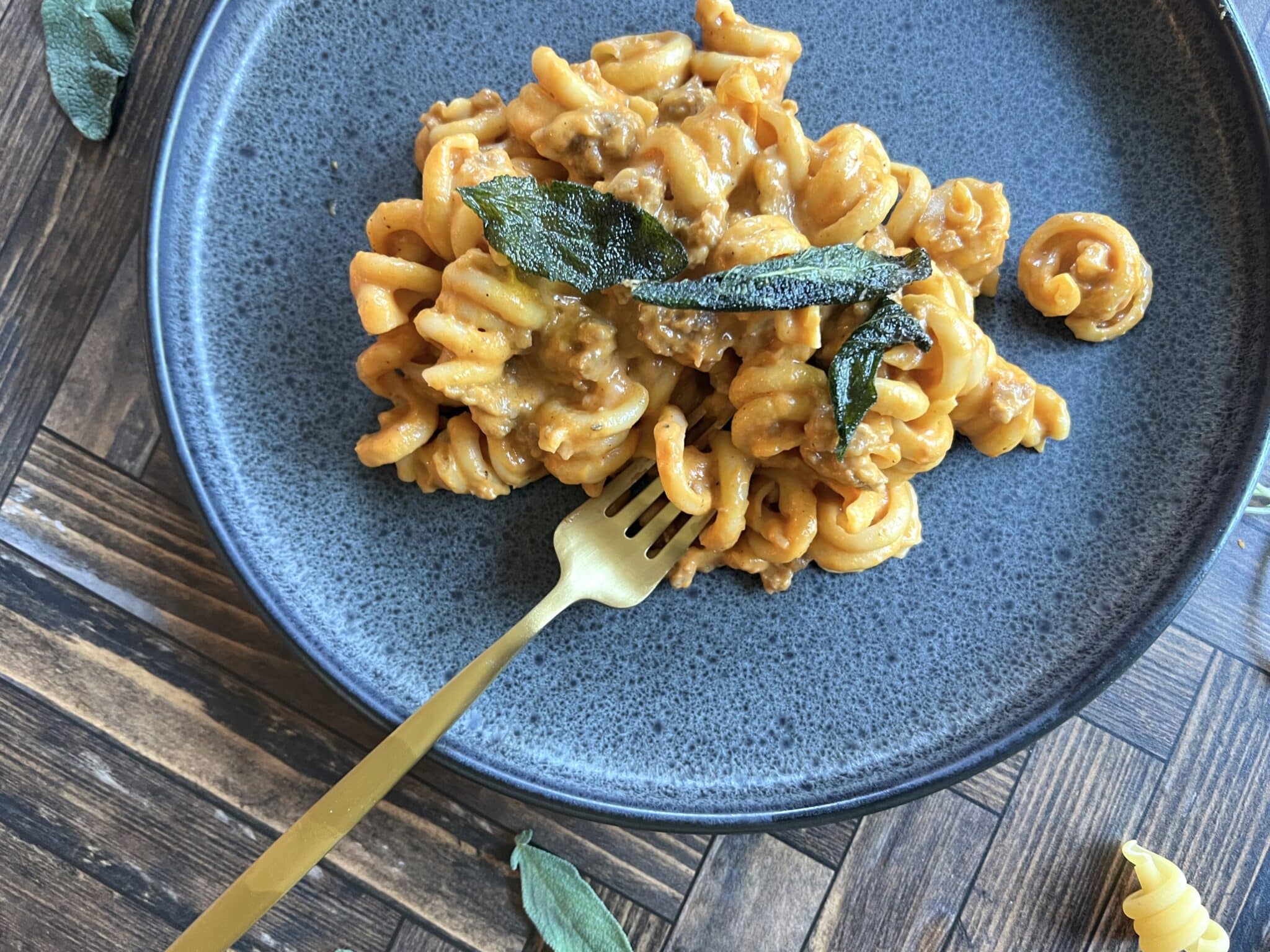 One-Pot Pumpkin, Sausage, and Sage Pasta - Suburban Simplicity