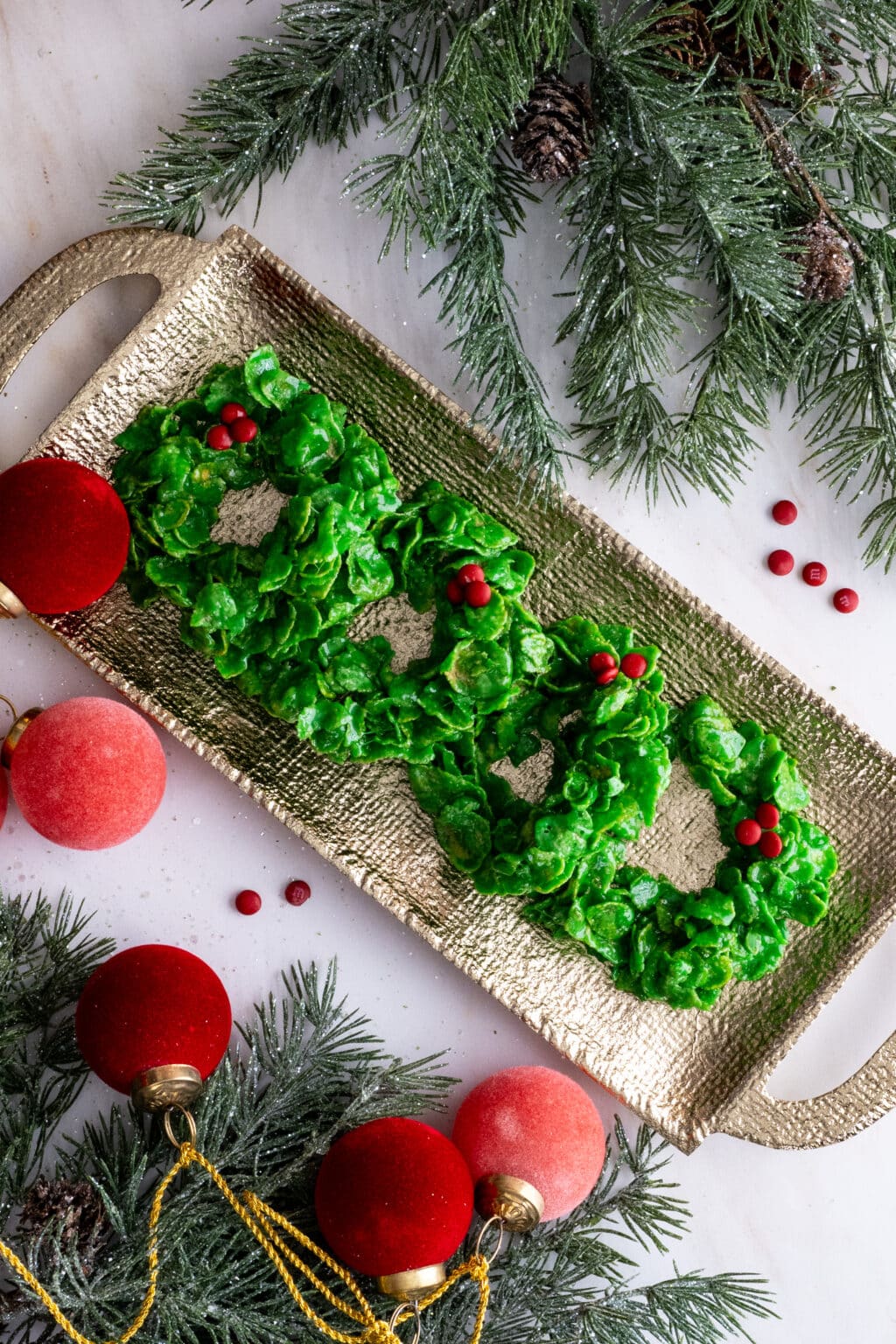 No Bake Cornflake Wreath Christmas Cookies (Video) - Suburban Simplicity